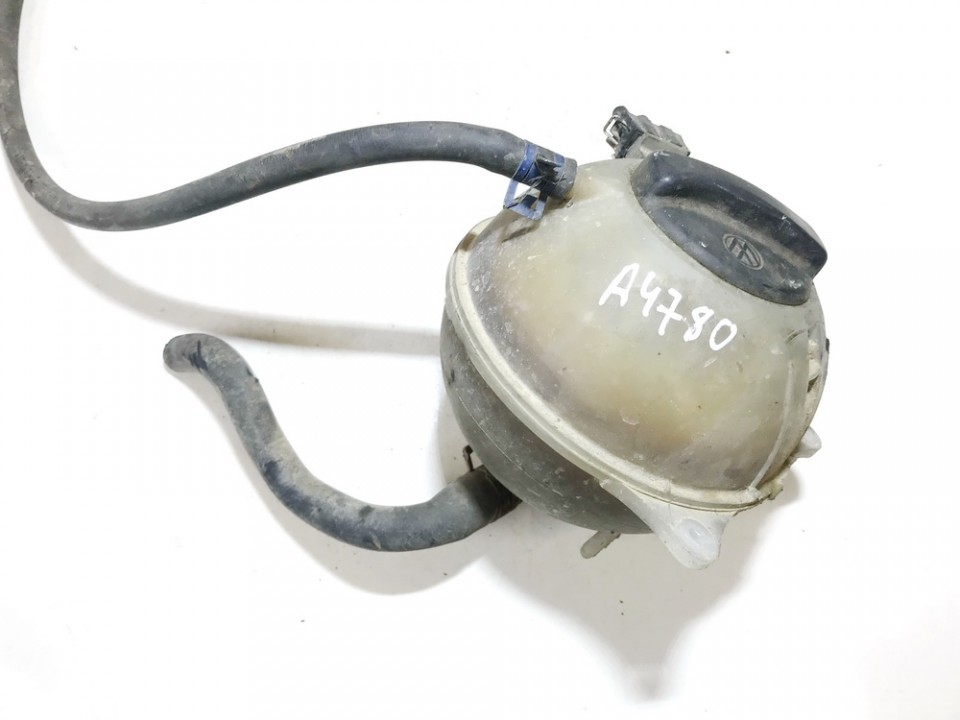 1h0121407 used Expansion Tank coolant (RADIATOR EXPANSION TANK BOTTLE ...