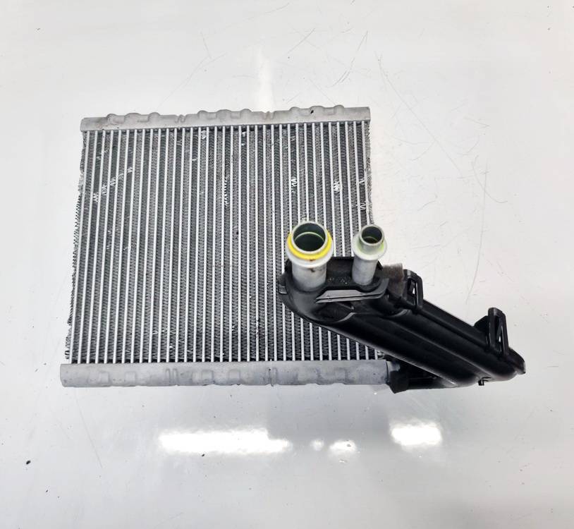 HM771005 used Heater radiator (heater matrix) Land-Rover Evoque 2020 1 ...