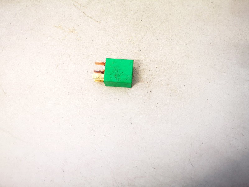 952242d000 95224-2d000 Relay module Hyundai ix35 2014 1.7L ...