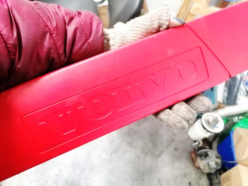 E1727R03278 USED Warning Triangle Integrated into Trunk Volvo V70 2007 ...