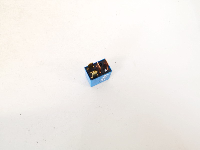 952242d000 95224-2d000 Relay module Hyundai Getz 2004 1.3L ...