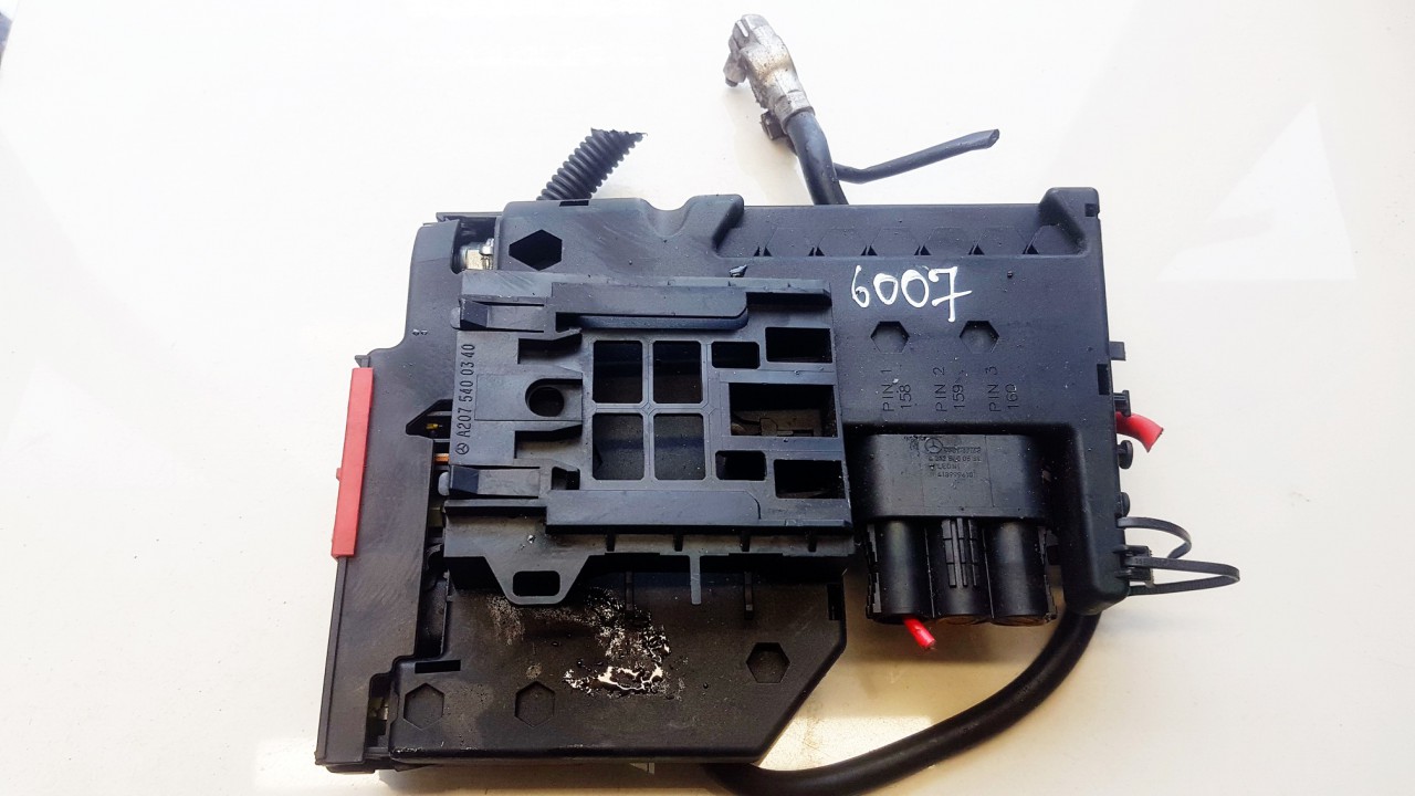 A2075400340 Mercedes-Benz C-CLASS 2010 Fuse box | EuroImpex