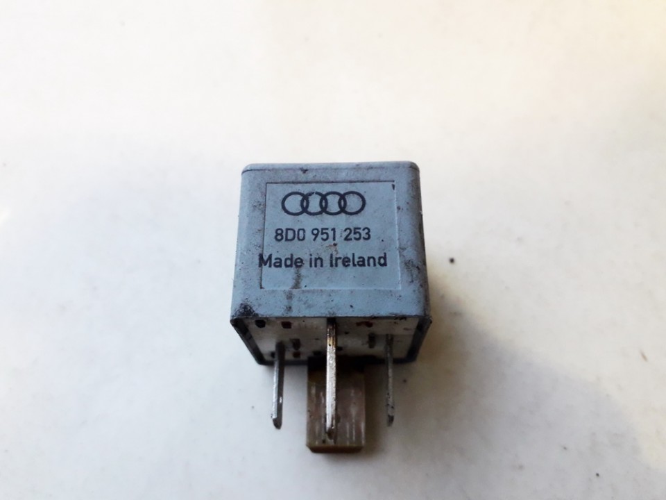 899312000 Audi A6 1998 Relay module | EuroImpex