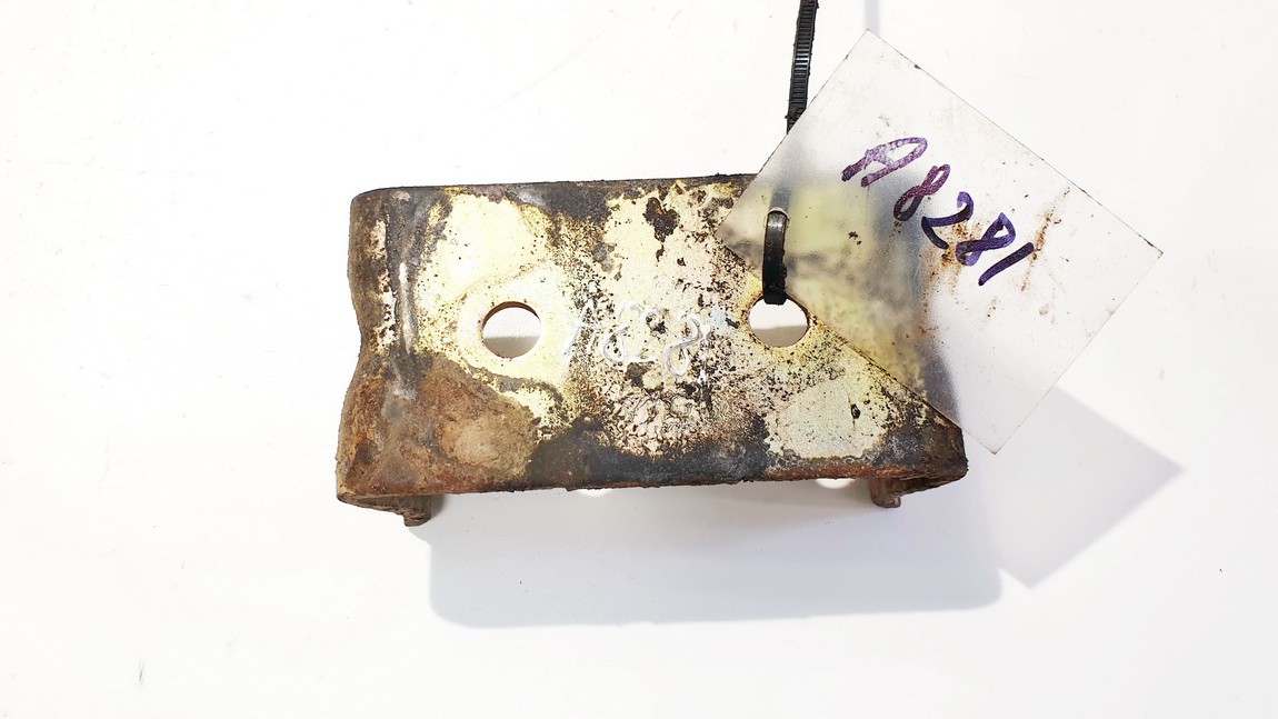 used used Engine Mount Bracket and Gearbox Mount Bracket Mercedes-Benz ...