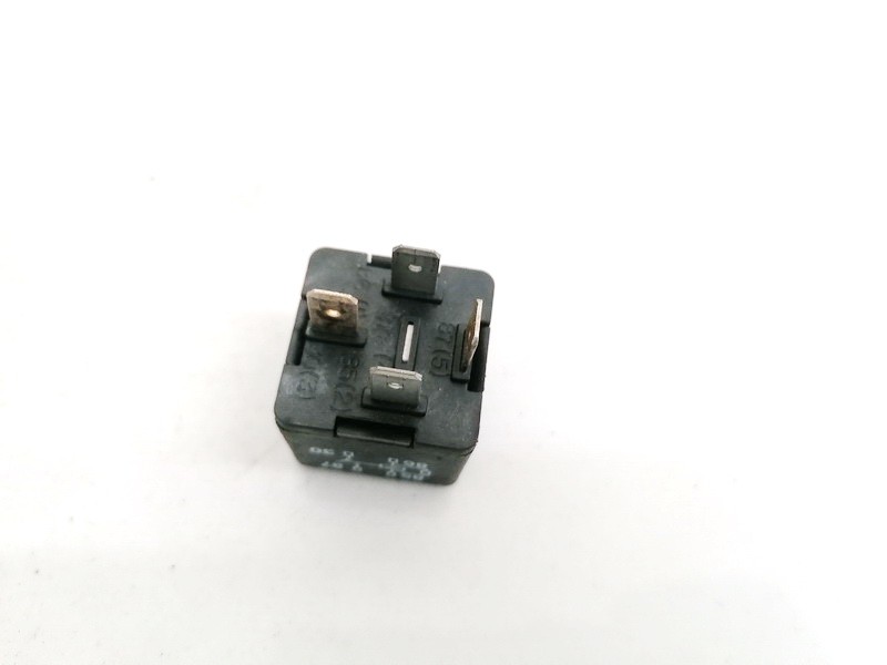8D0951253A V23134B52X301, V23134-B52-X301, 373 Relay module Volkswagen ...