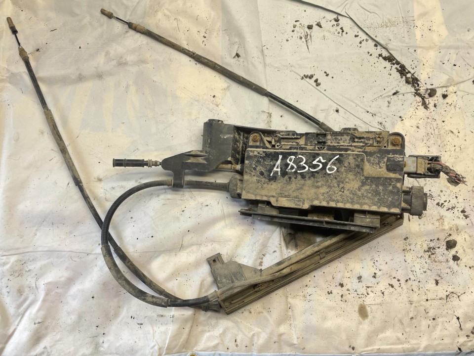 8200734627 Renault Scenic 2007 Electronic Handbrake - Cables | EuroImpex