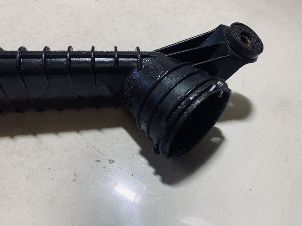 1j0145762 used TURBO INTERCOOLER PIPE HOSE Volkswagen Golf 2000 1.9L ...