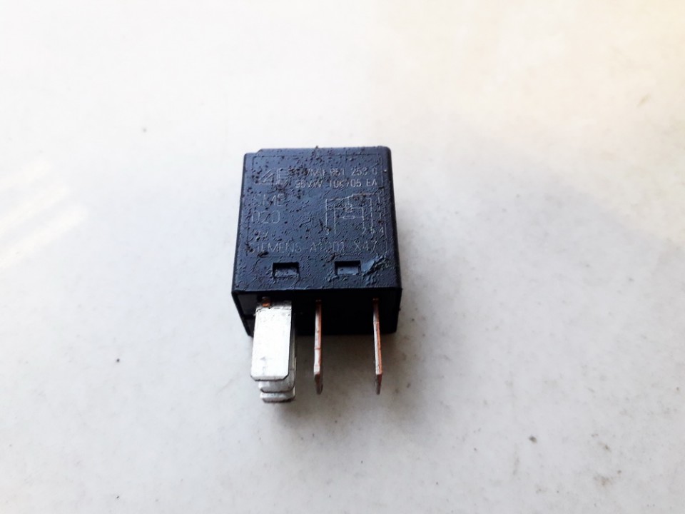 7M0951253C 95VW10K705EA Relay module Ford Galaxy 2000 1.9L ...