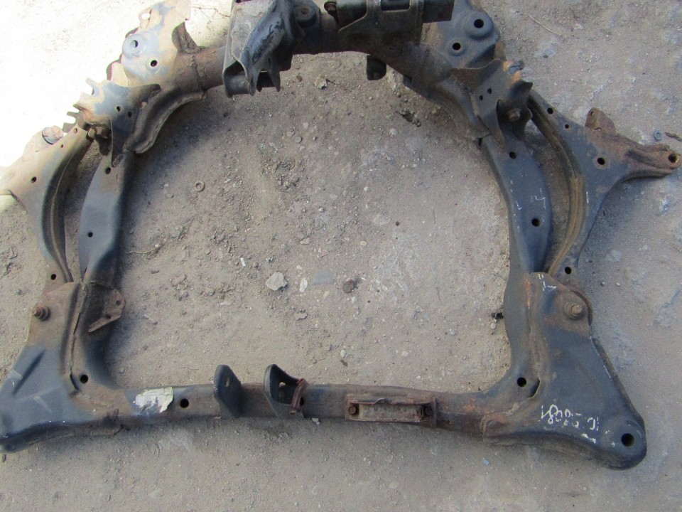 Front subframe Honda Civic 2001 1.6L - EIS00098081 | Used Auto Parts Shop