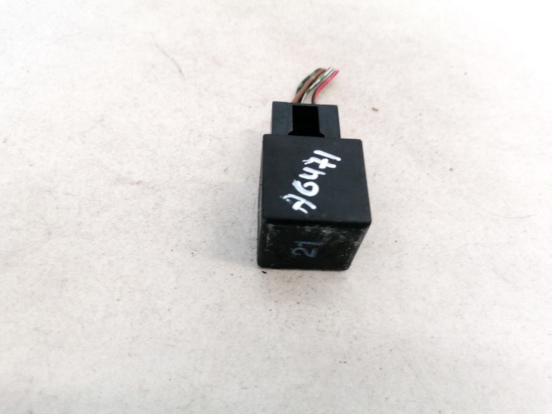 191953227A USED Relay module Audi 100 1991 2.0L - EIS01198114 | Used ...