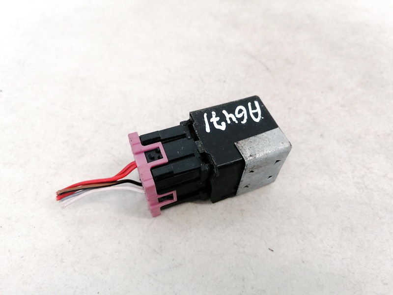 443951307B USED Relay module Audi 100 1991 2.0L - EIS01198169 | Used ...