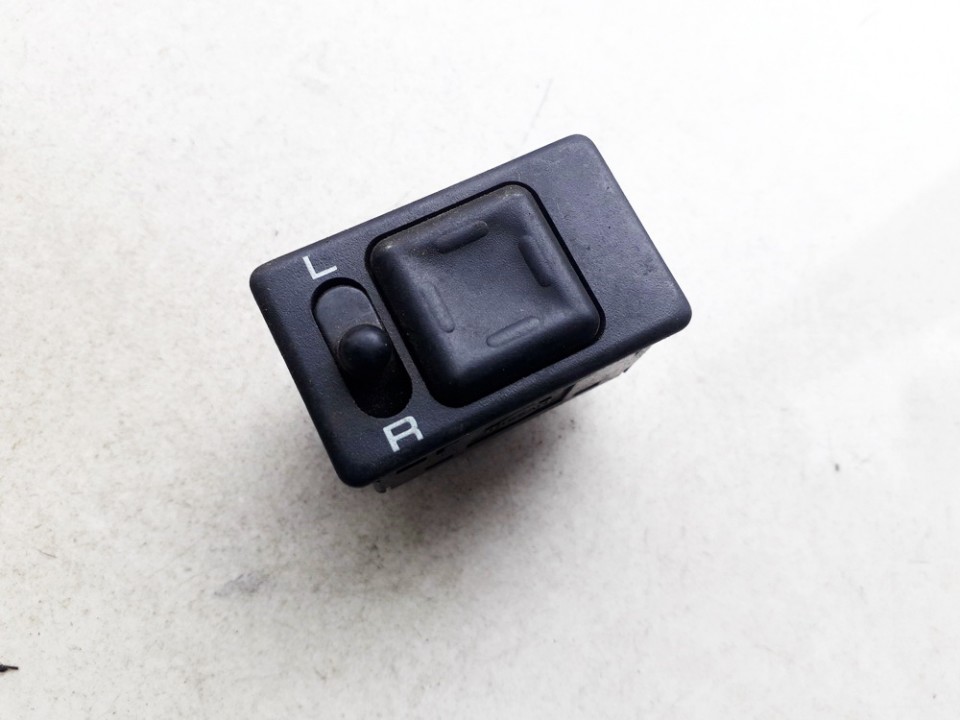 used used Wing mirror control switch (Exterior Mirror Switch) Nissan ...