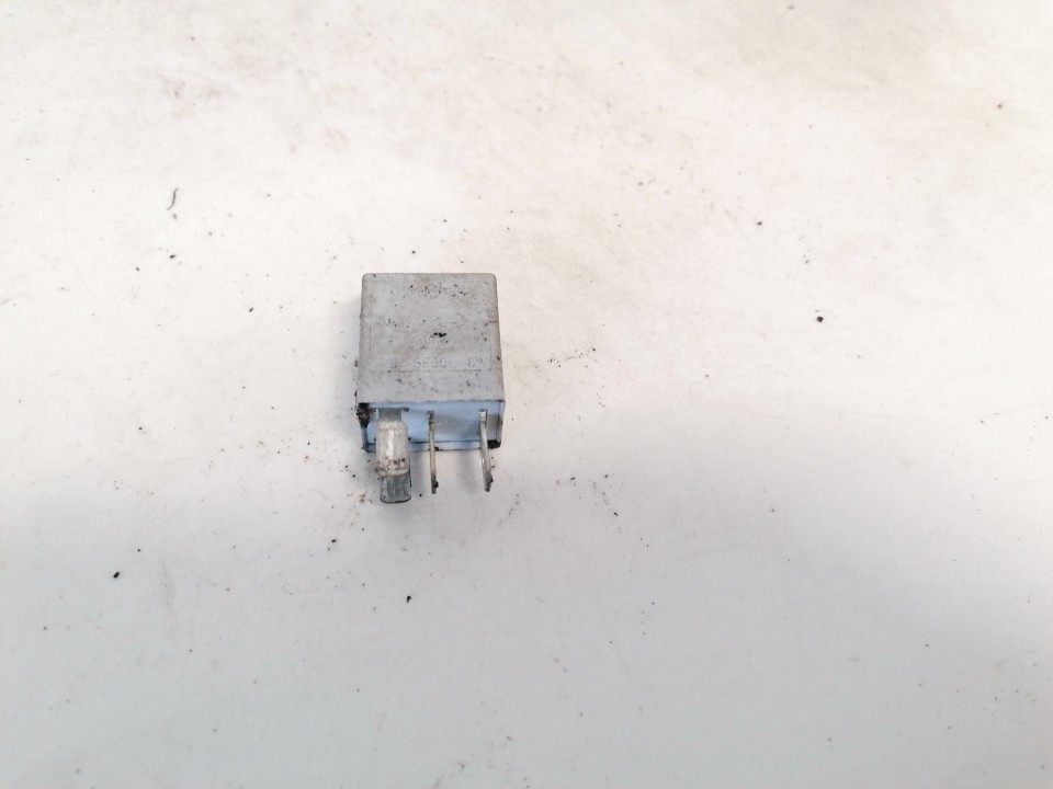 1k0951253 0332011100 Relay module Audi A3 2003 2.0L - EIS01340082 ...