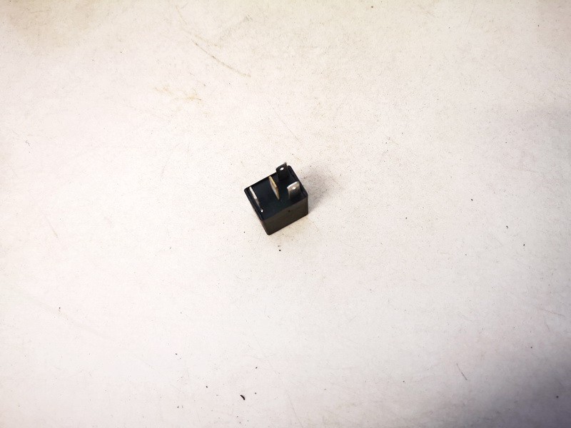 90229206 used Relay module Opel Astra 1999 2.0L - EIS01380821 | Used ...