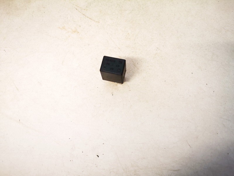 90229206 used Relay module Opel Astra 1999 2.0L - EIS01380823 | Used ...