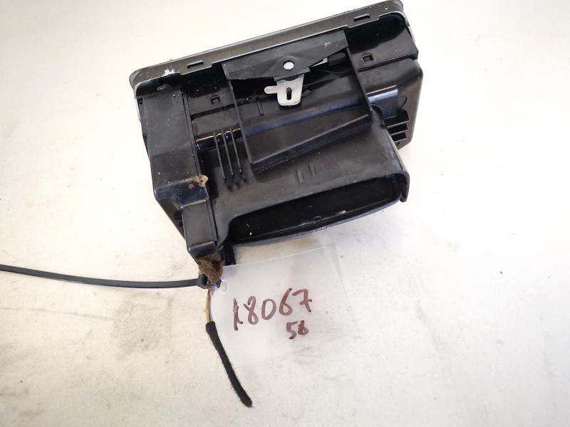 1j1819710b used Dash Vent (Air Vent Grille) Volkswagen Bora 1998 1.6L ...