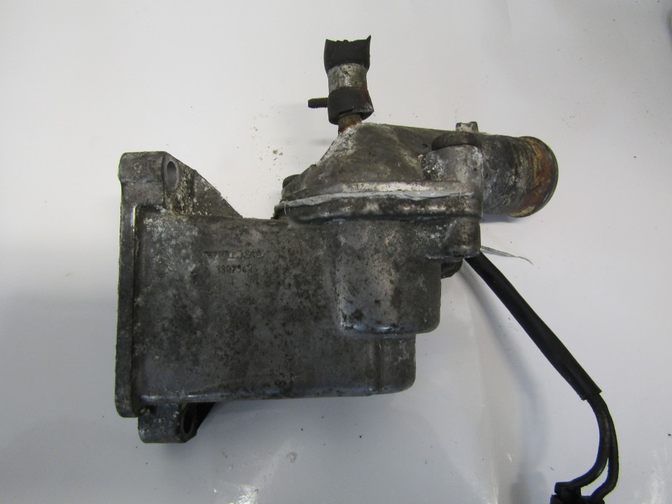 1397342 Volvo 850 1994 Thermostat Housing (Flange) | EuroImpex