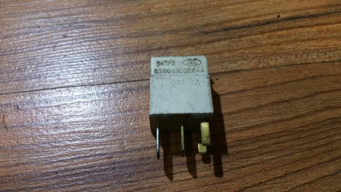 93bg13l028aa b47pg Relay module Ford Escort 1995 1.6L - EIS00080831 ...