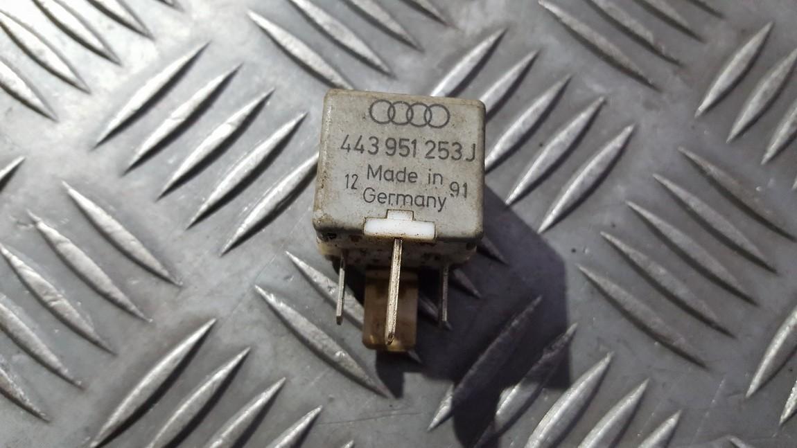 443951253j 899511 Relay module Audi 100 1994 0.0L 4EUR EIS00320831 ...