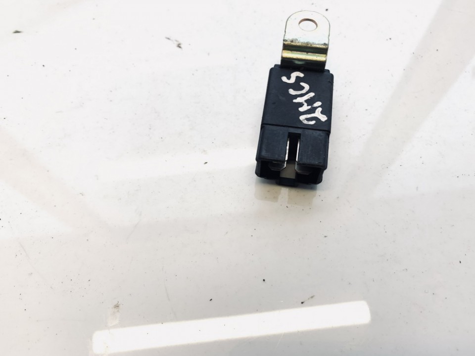 e8t101 used Relay module Mitsubishi Galant 1998 2.0L - EIS01278314 ...