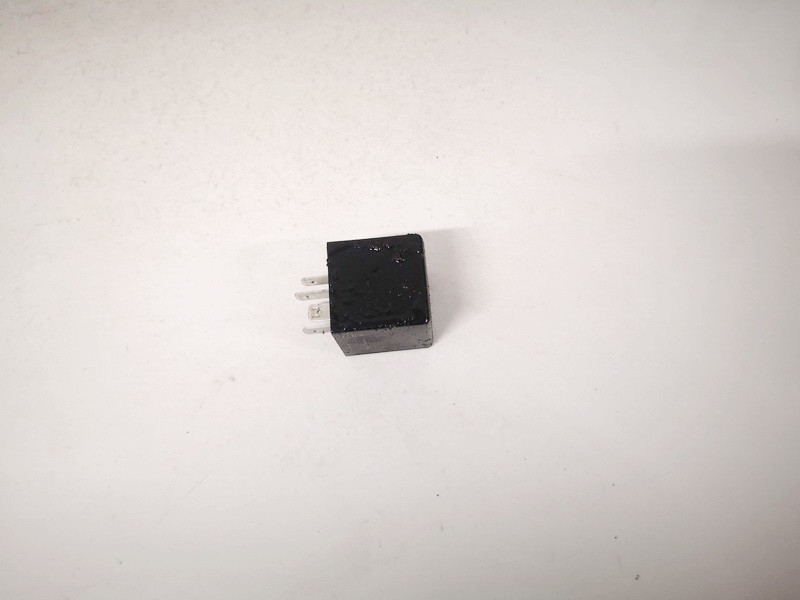 445955529a used Relay module Audi 100 1993 2.0L - EIS01498438 | Used ...
