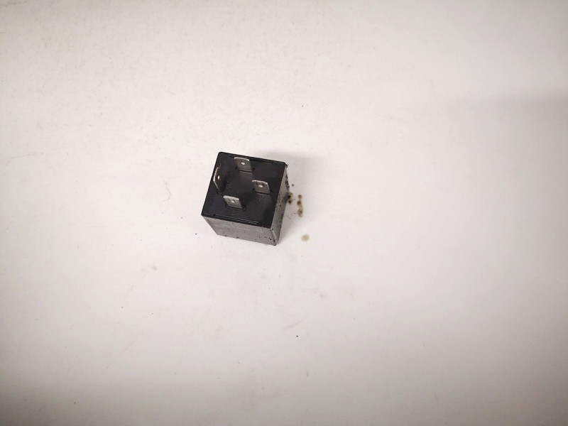 445955529a used Relay module Audi 100 1993 2.0L - EIS01498438 | Used ...