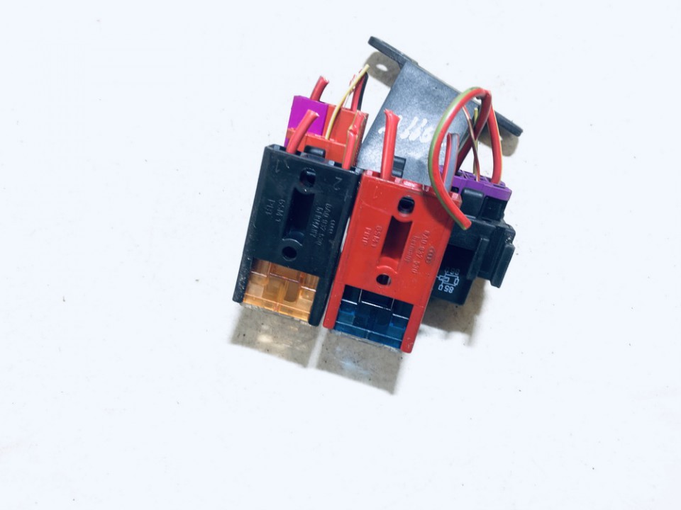 8a0937530 4b1937503 Fuse box Audi A6 2002 2.5L - EIS01188457 | Used ...