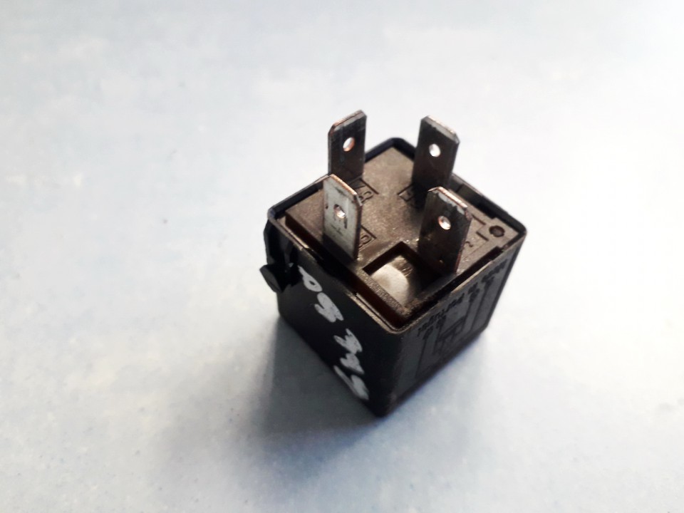 A0025421319 USED Relay module Mercedes-Benz S-CLASS 2001 4.0L ...