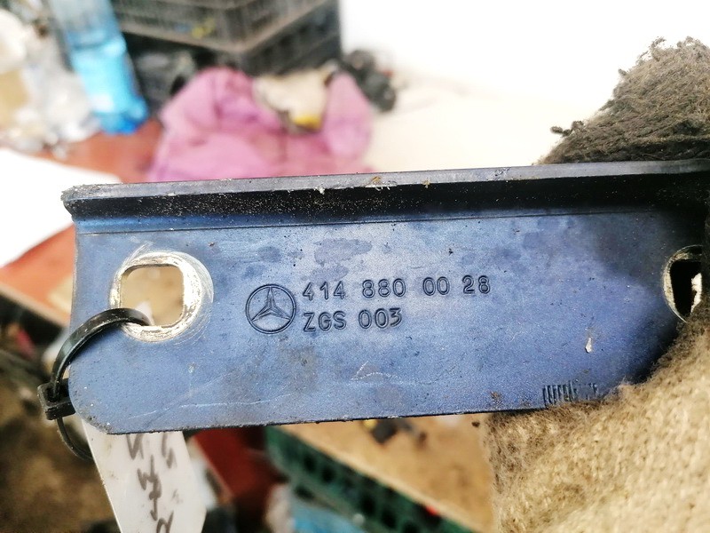 4148800028 ZGS003 Hood bonnet Hinge left Mercedes-Benz Vaneo 2002 1.9L ...