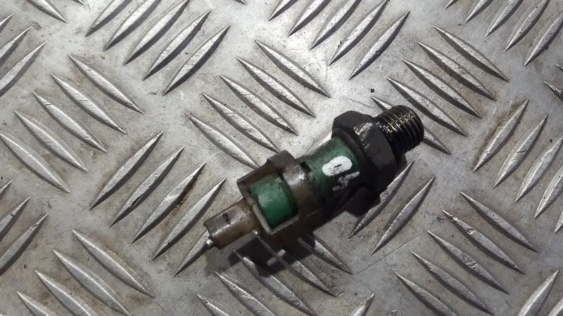 Oil Pressure Sensor (OIL LEVEL SENSOR) Volvo V40 1998 1.9L ...