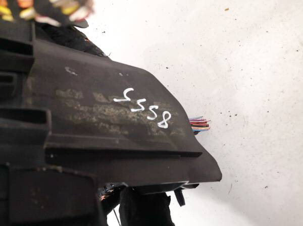 3c0937049e used Fuse box Skoda Octavia 2005 2.0L - EIS01778592 | Used ...