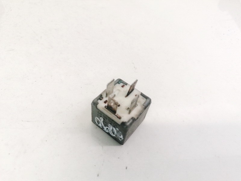 443951253K 899512, 214 Relay module Audi 80 1993 1.6L - EIS01568631 ...