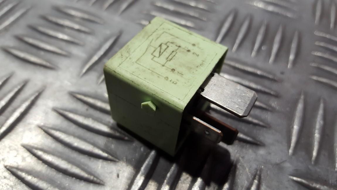 4H0951253 USED Relay module Volkswagen Transporter 2016 - EIS00308643 ...