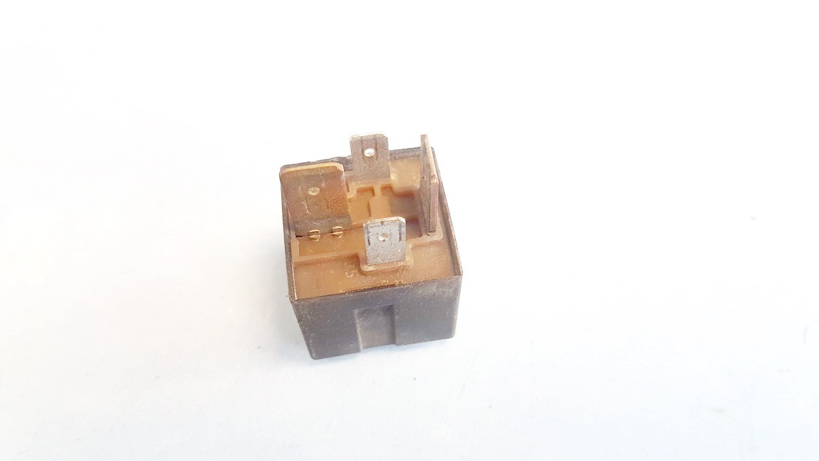 46520429 a727 Relay module Alfa-Romeo 156 2000 1.9L - EIS00900867 ...