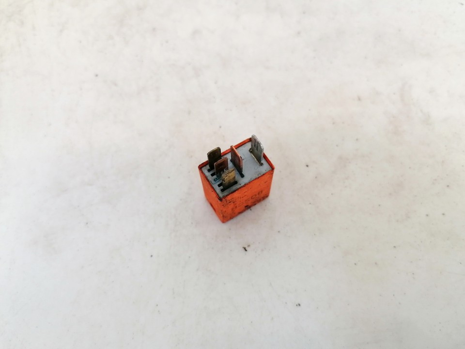 9008087012 90080-87012, 0332207312 Relay module Toyota Corolla 2004 2 ...