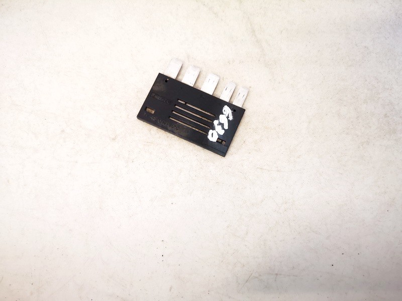 9442190a used Fuses Volvo S80 2002 2.9L - EIS01198696 | Used Auto Parts ...