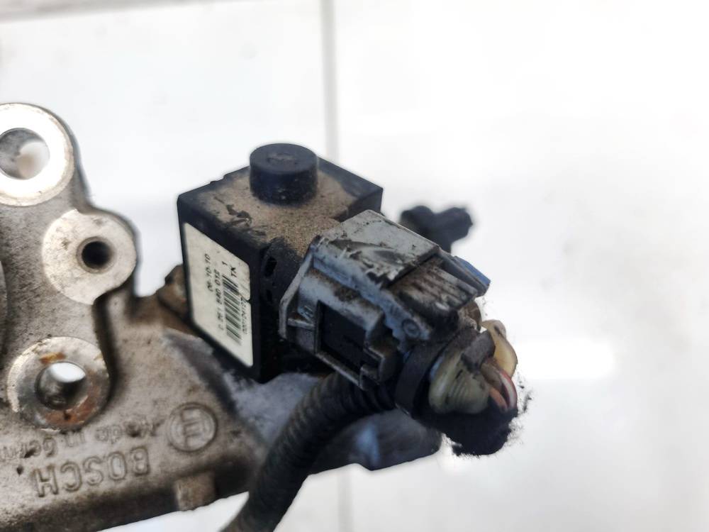 0261540012 used FUEL RAIL HIGH PRESSURE SENSOR Alfa-Romeo 159 2007 2.2L ...