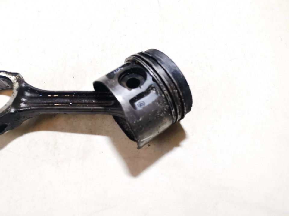 used used Piston and Conrod (Connecting rod) Volkswagen Golf 1992 1.9L ...
