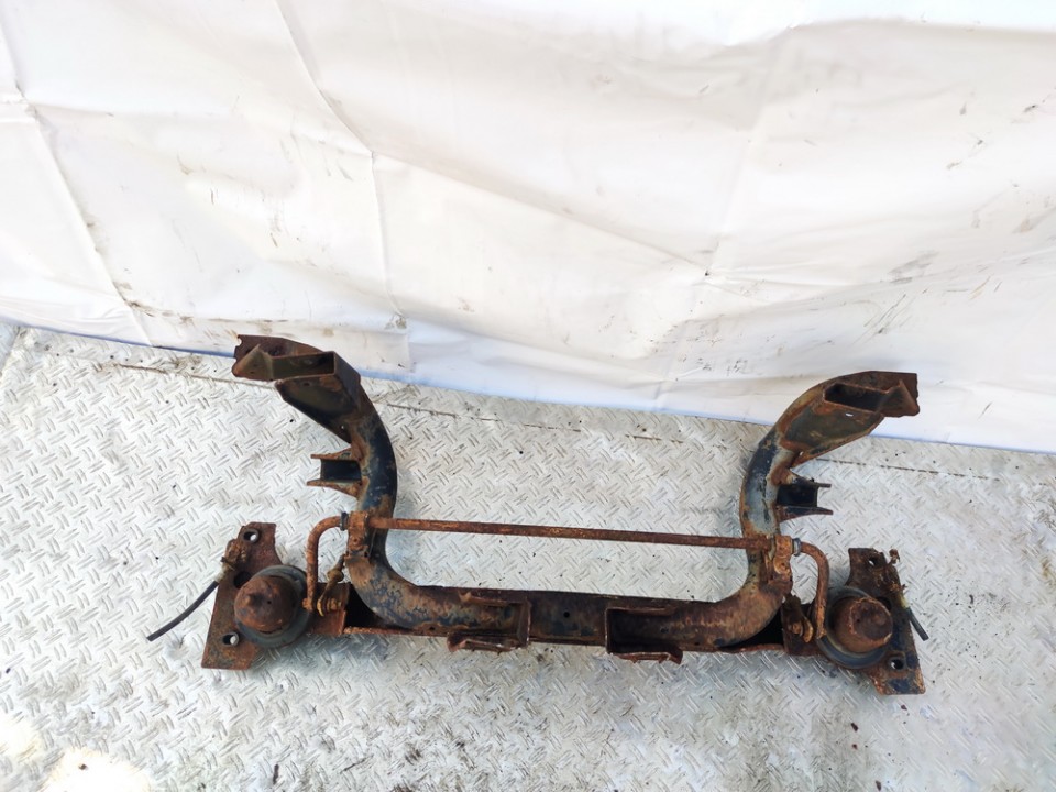 used used Rear subframe Ford Mondeo 1994 1.6L - EIS00768725 | Used Auto ...