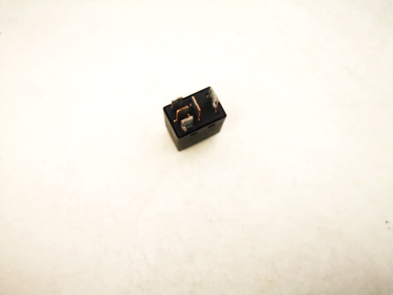 7m0951253c 95vw10k705ea Relay module Volkswagen Sharan 2001 1.9L 4EUR ...