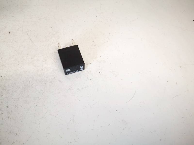 13500128 used Relay module Opel Insignia 2009 2.0L - EIS02218748 | Used ...