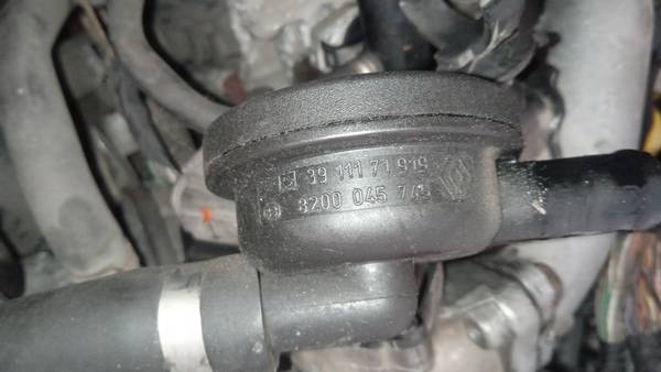 8200045745 3911171919 Vacuum pump - Breather (PCV Engine Breather Valve ...