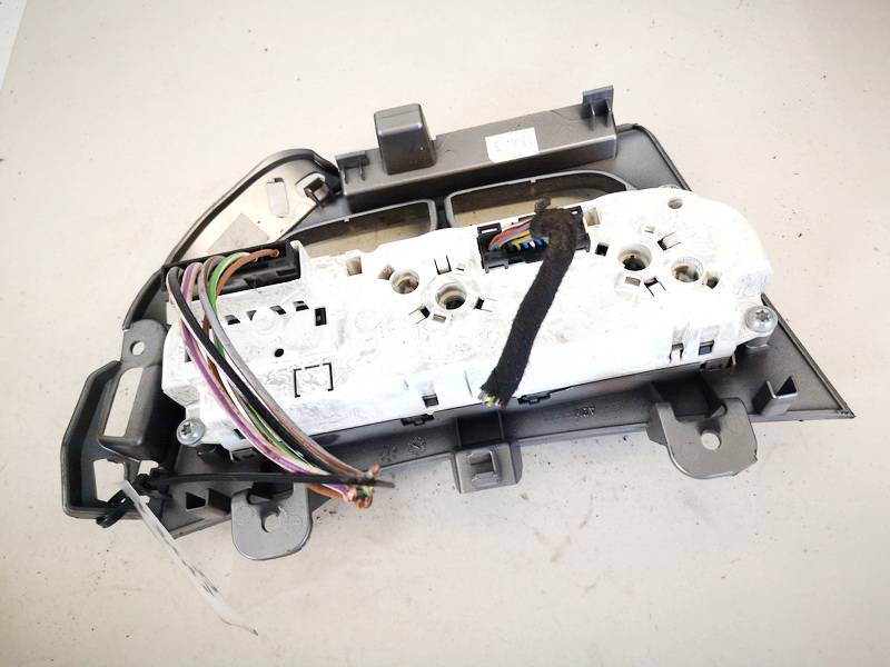 Ford Focus 2012 Climate Control Panel (heater control switches) | EuroImpex