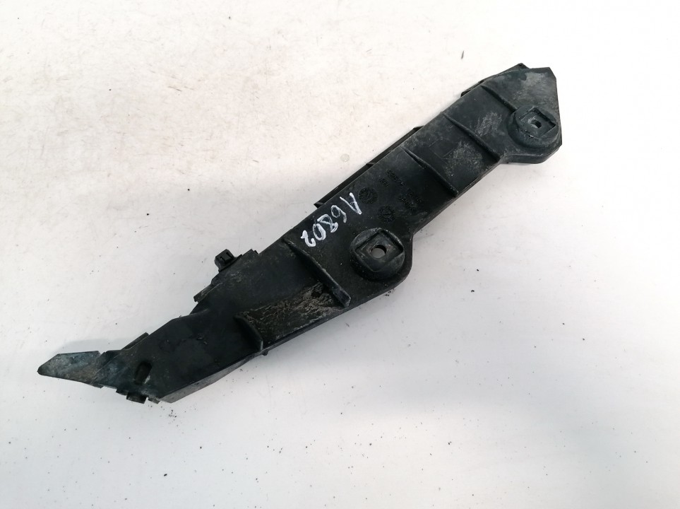 5257502040 52575-02040 Rear Bumper mounts (BUMPER BRACKET) right Toyota ...