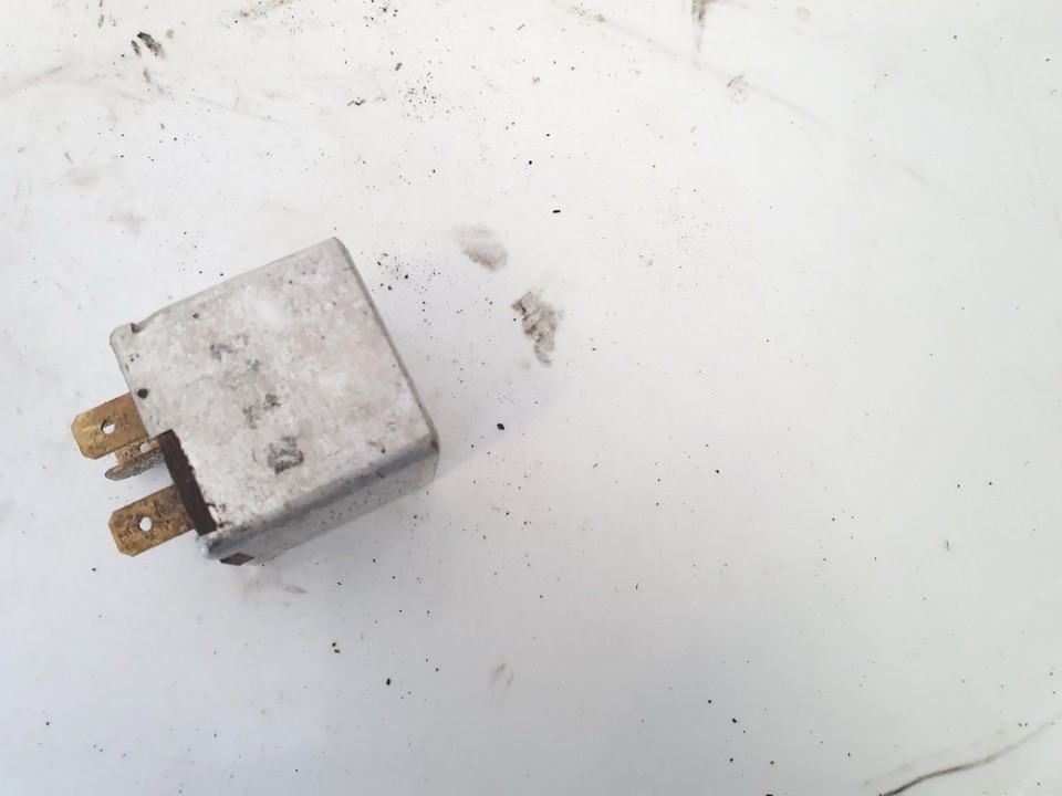411941583B 899202 Relay module Volkswagen Golf 1980 1.6L - EIS01468801 ...
