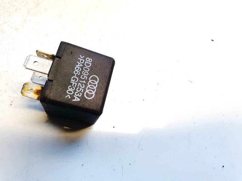 8d0951253a 373 Relay module Audi A4 2005 2.0L - EIS02208815 | Used Auto ...