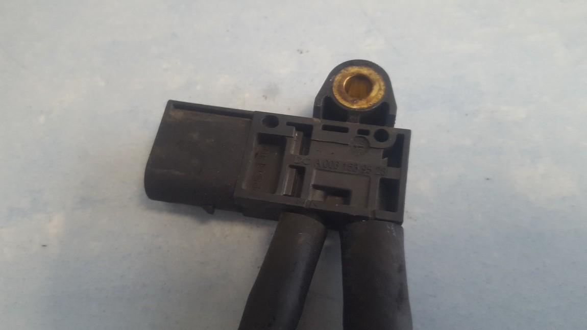 0281002925 A0061539528 DPF Pressure Sensor (DPF Exhaust Differential ...