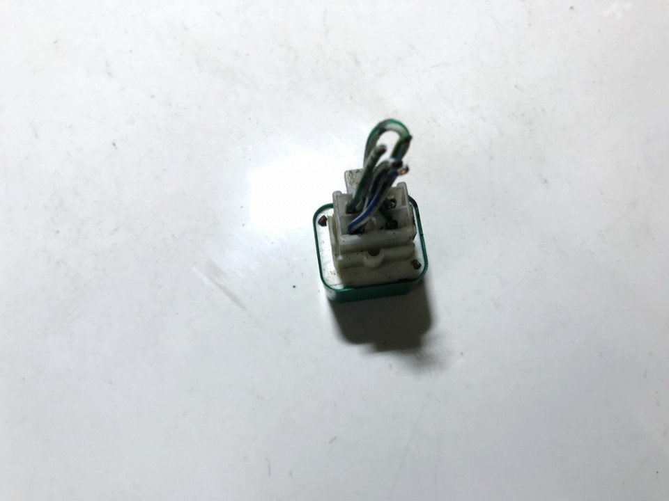 0567009471 056700-9471, nf02 Relay module Mazda 626 2000 2.0L ...