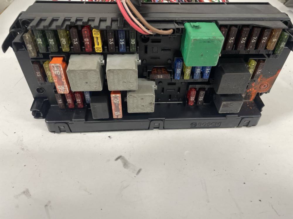 a2049009701 used Fuse box Mercedes-Benz C-CLASS 2009 2.2L - EIS01928875 ...
