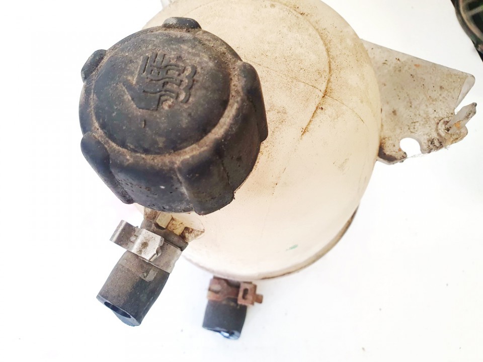 8200686355 used Expansion Tank coolant (RADIATOR EXPANSION TANK BOTTLE ...